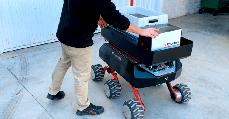 What is an autonomous mobile robot (AMR) ? Introduction