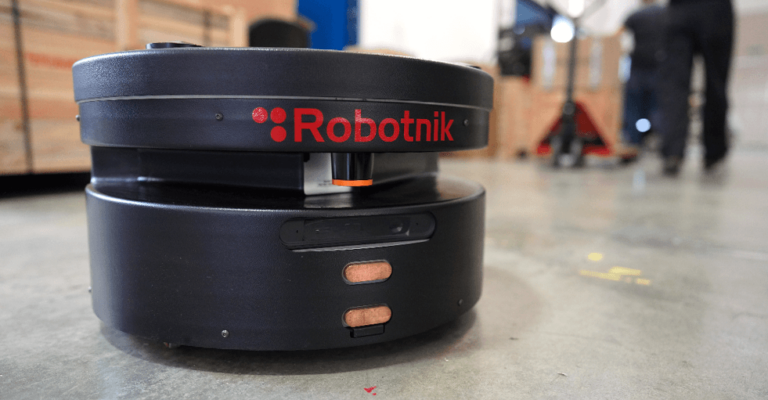 What is an autonomous mobile robot (AMR) ? Introduction