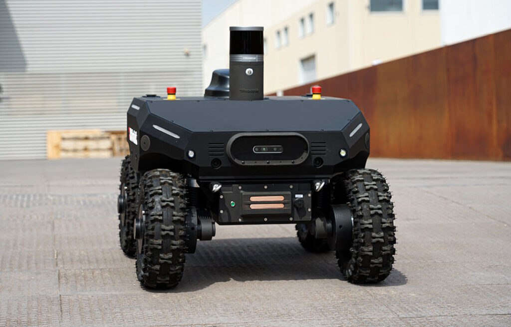 RB-WATCHER: Robot para inspección y seguridad | Robotnik®
