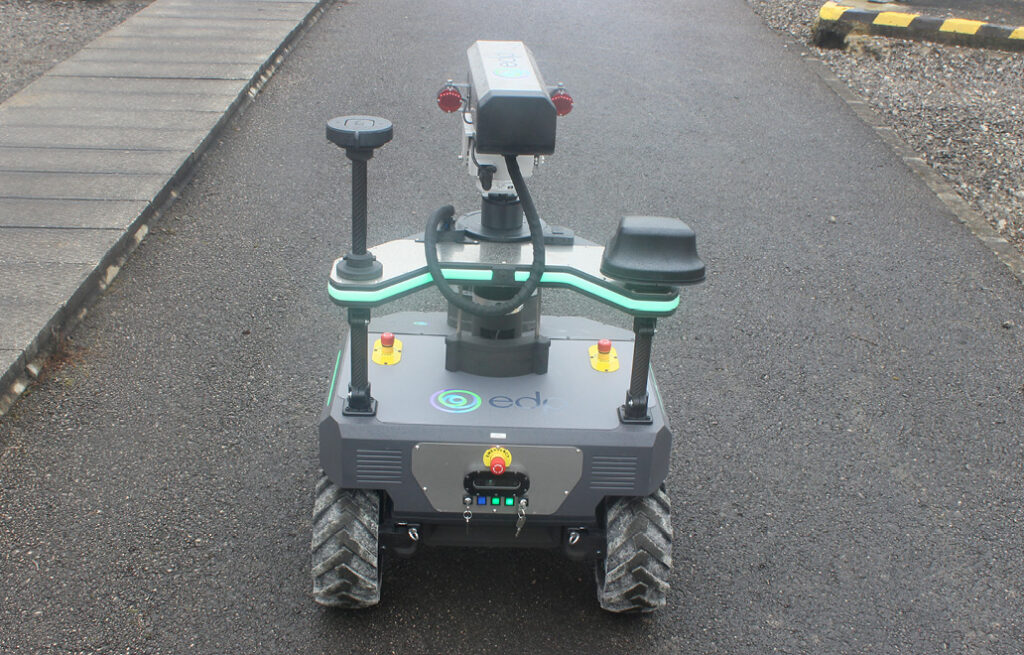 RB-WATCHER: Robot para inspección y seguridad | Robotnik®